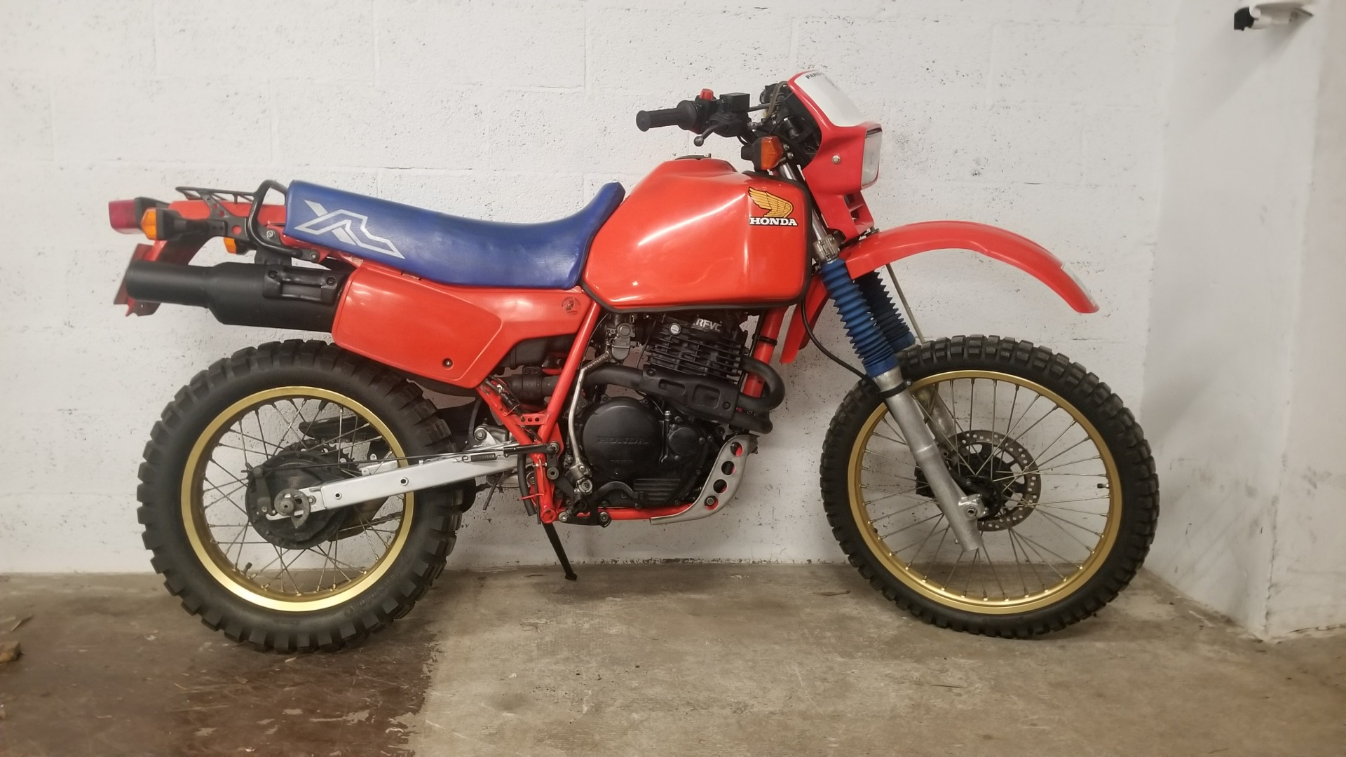 Moto depot : Motos d’occasion collection honda, XLR 600 HONDA PARIS DAKAR